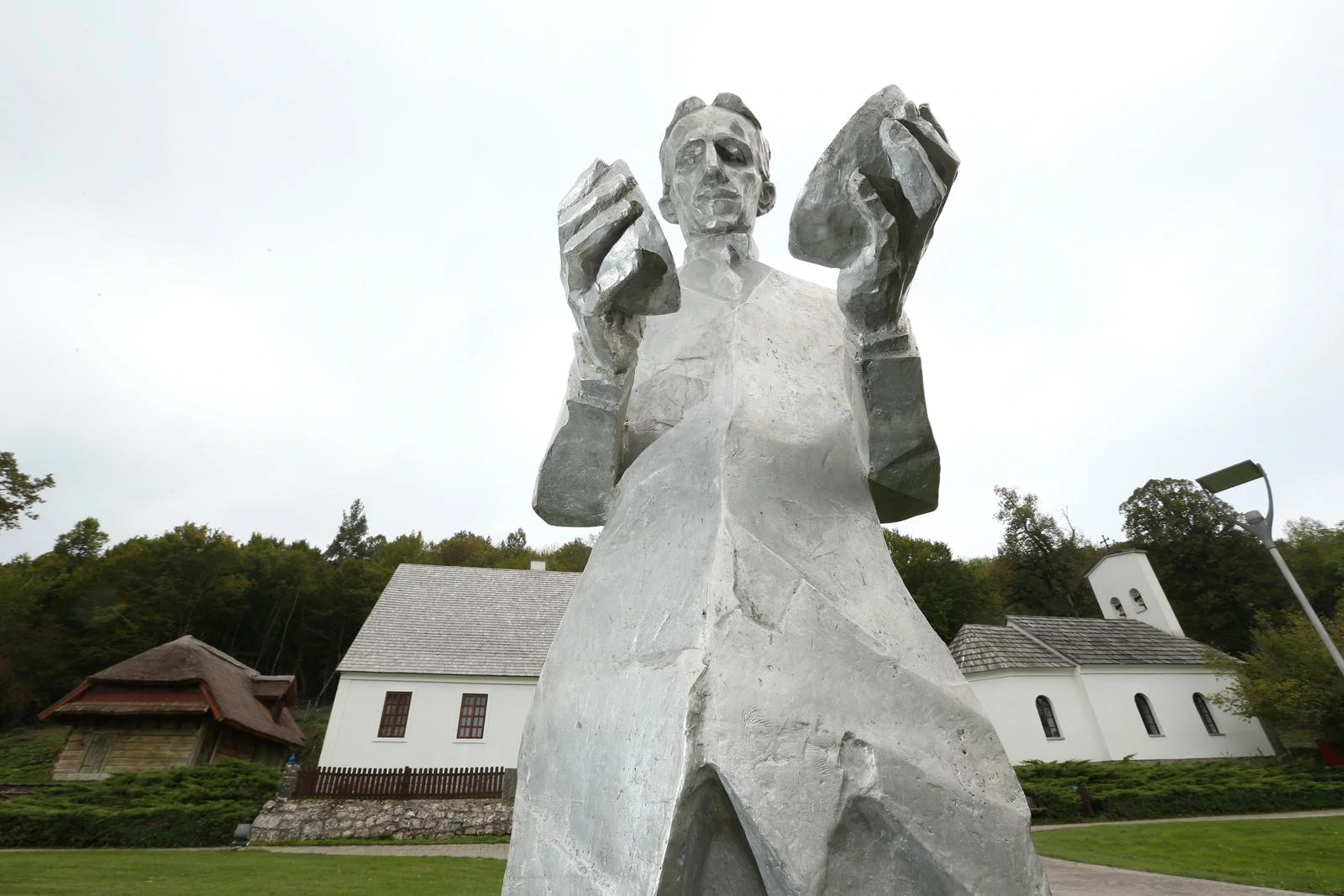 Nikola Tesla - veliki genij koji je svojim izumima promijenio svijet - HRT