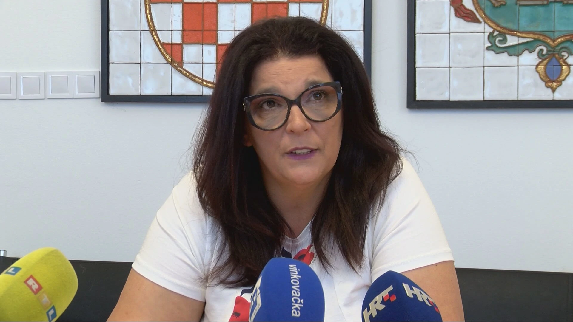 Spor bivše i nove gradonačelnice Iloka oko stanja gradskih financija - HRT