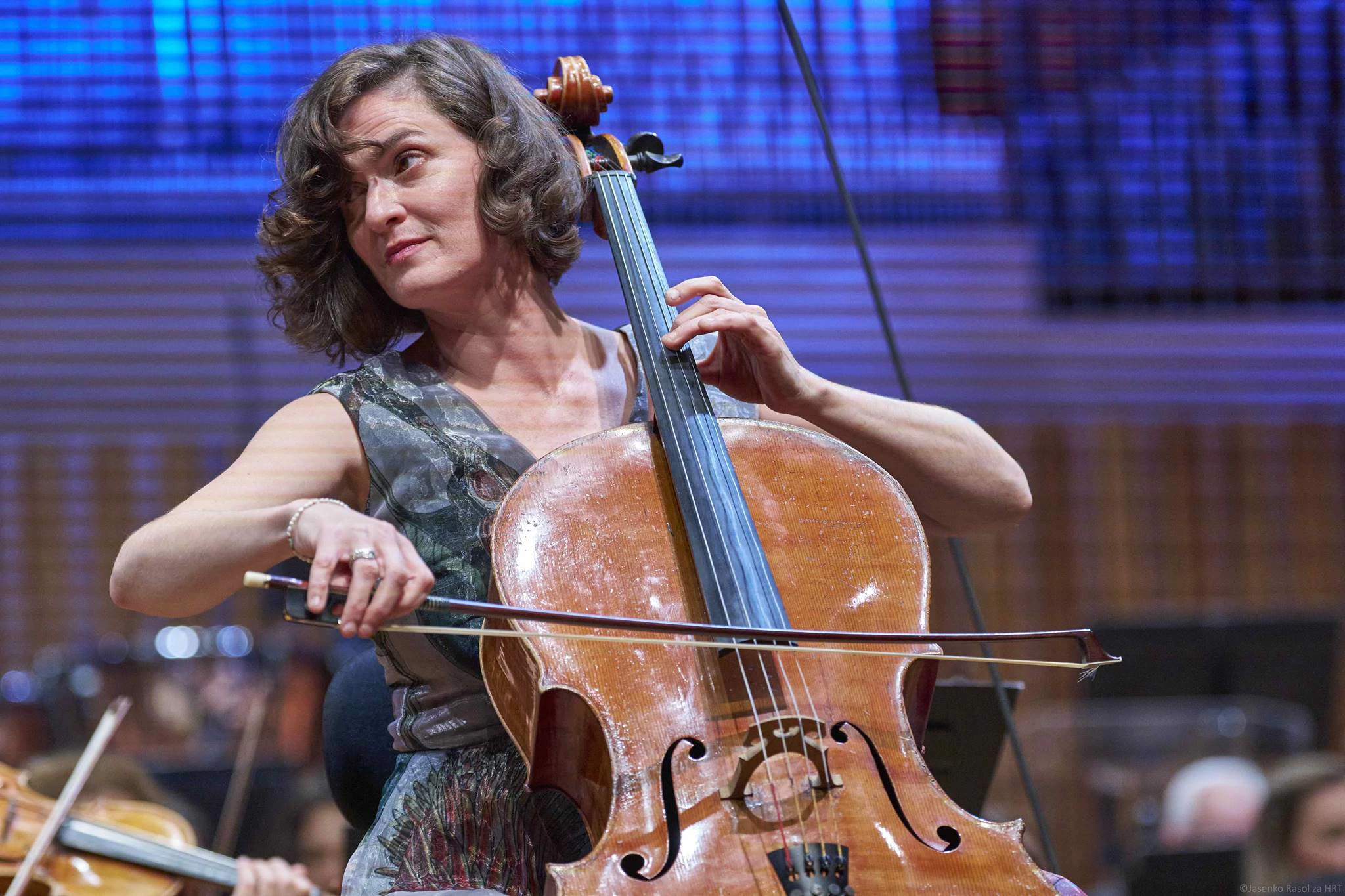 Vodimo vas... Monika Leskovar i Simfonijski orkestar HRT-a pod ...