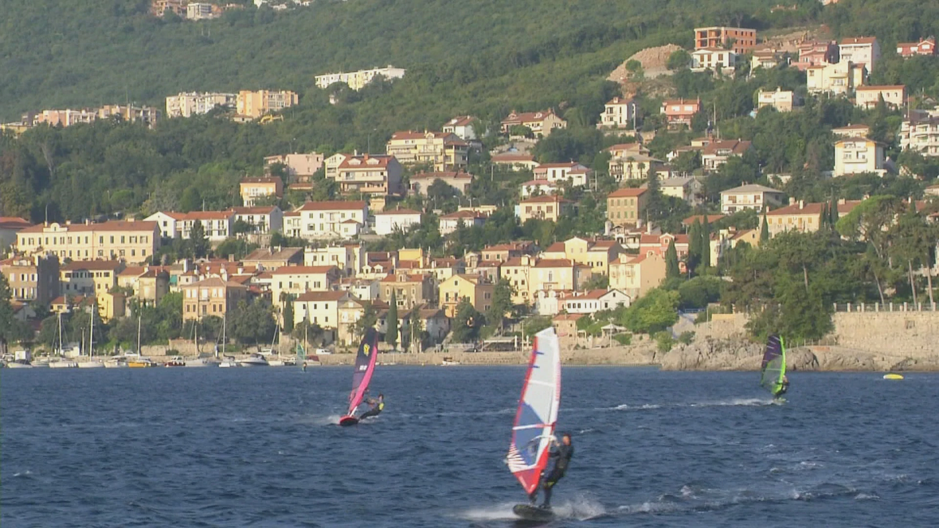 Volosko, idealno mjesto za ljubitelje sportskih aktivnosti na moru - HRT