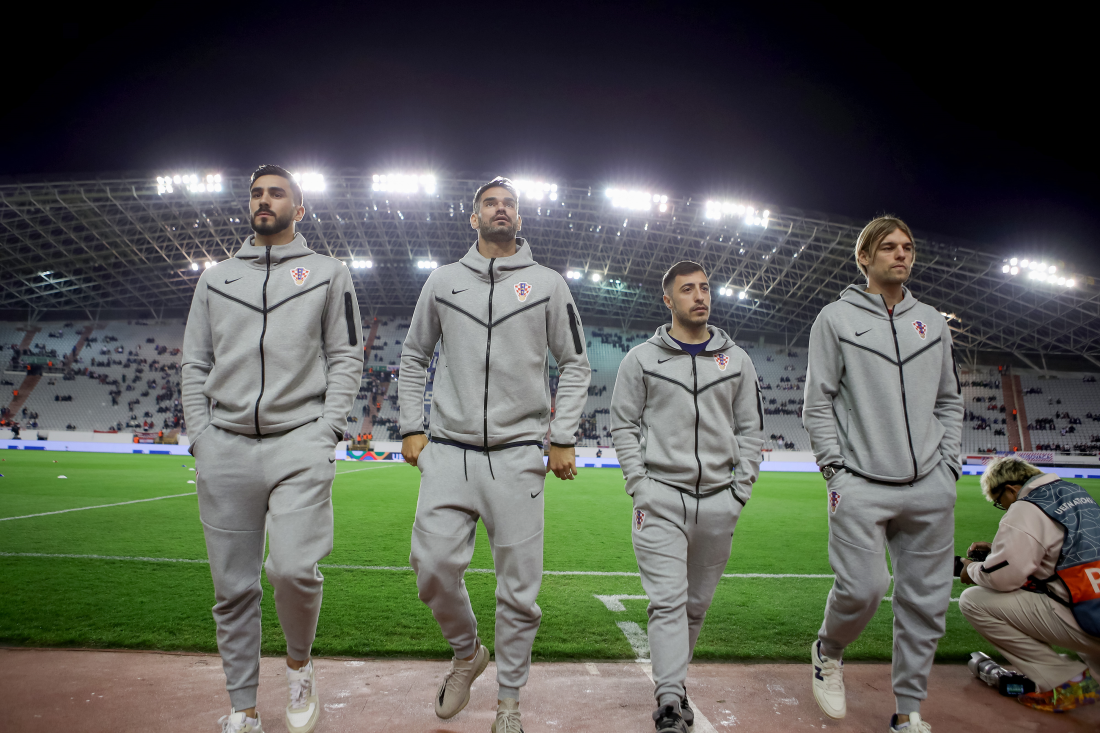 Ivušić stigao u Split: Navijači mu odmah stavili Hajdukov šal - HRT