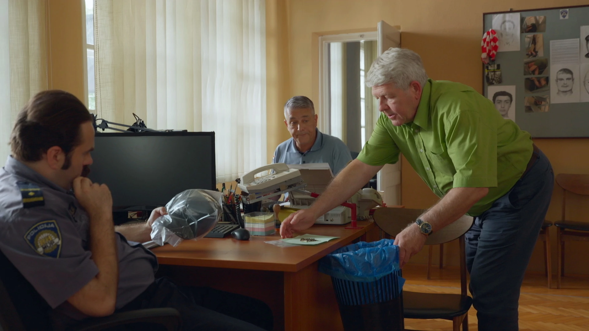 Oblak u službi zakona: Zelena trava doma moga (1. dio) - HRT