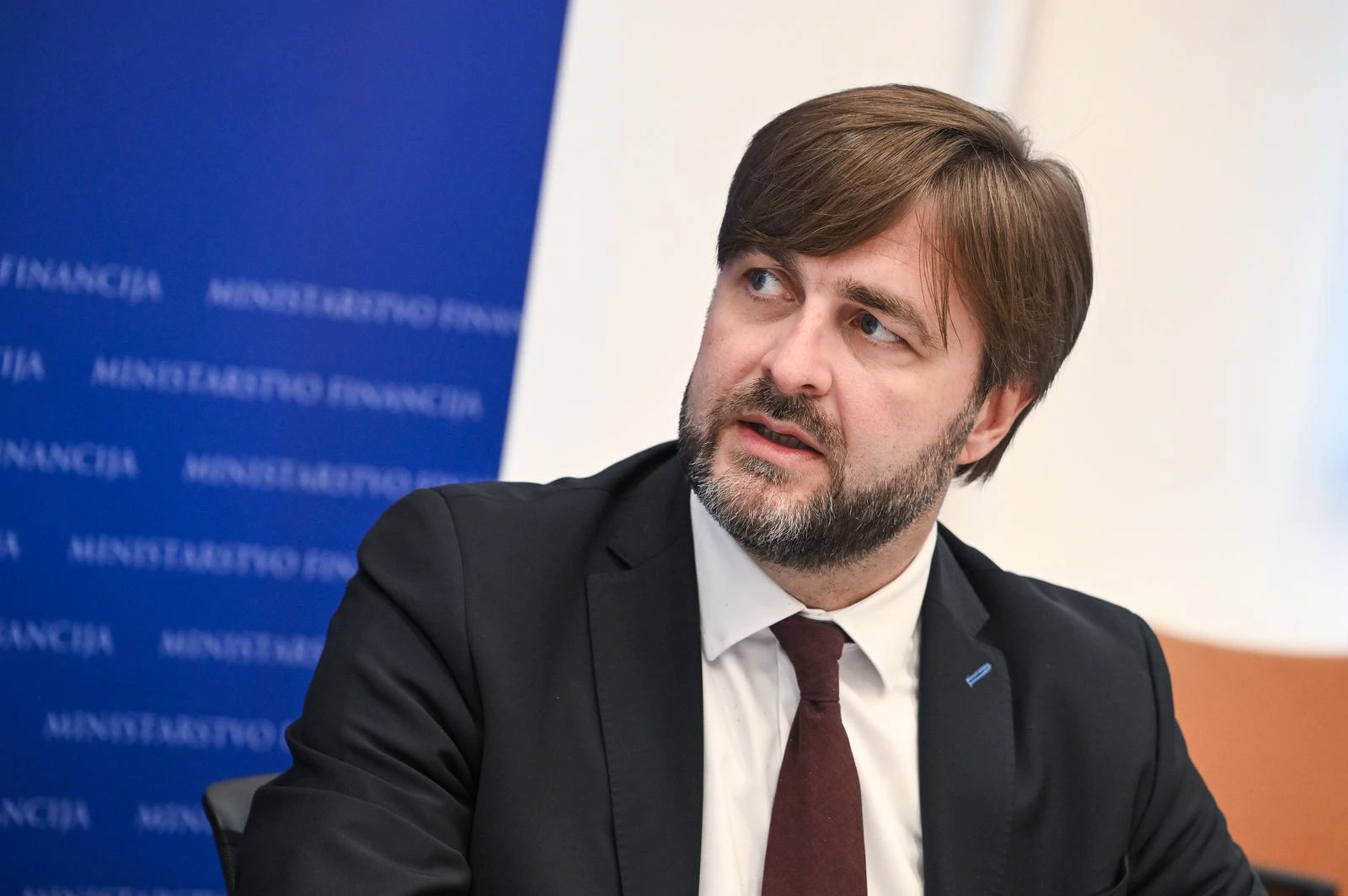Ćorić: Razgovori o mogućem povećanju osobnog odbitka na jesen - HRT
