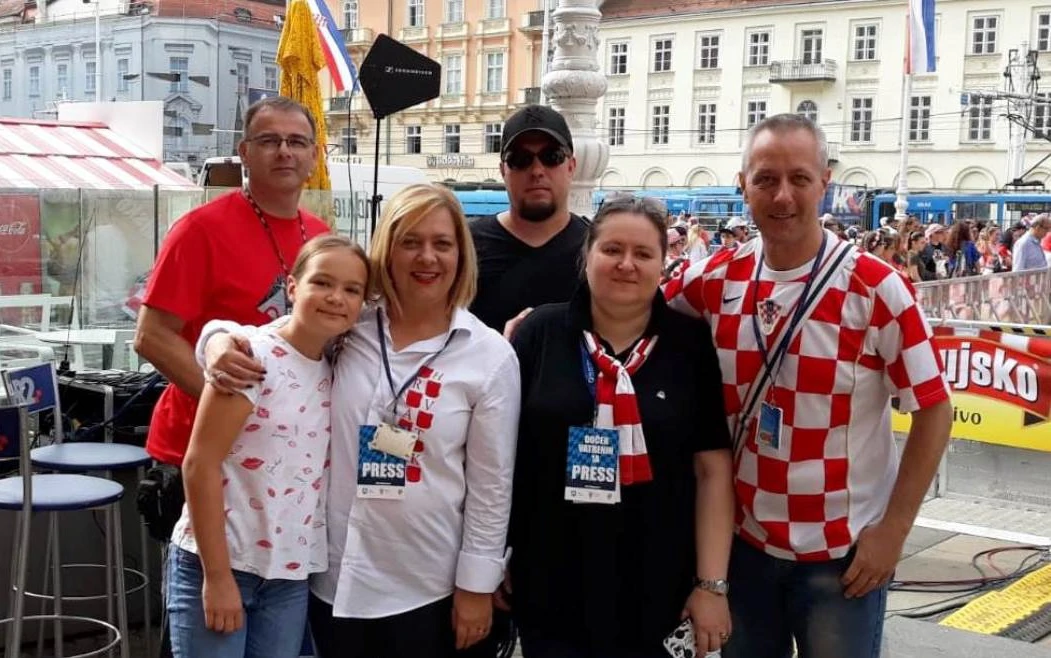 HRA2 uživo na zagrebačkom Tomislavcu navija za Vatrene! - HRT