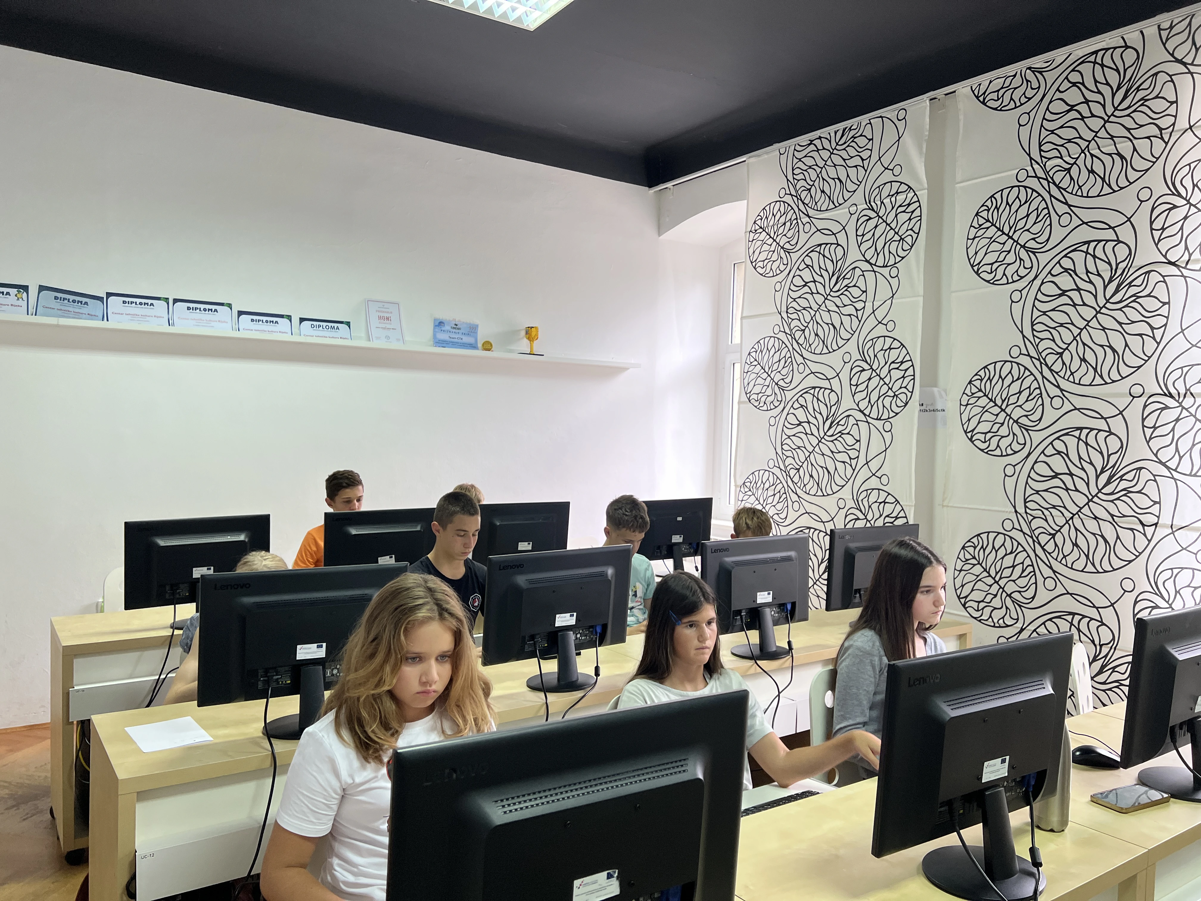 Europski tjedan programiranja donosi besplatne radionice za djecu - HRT