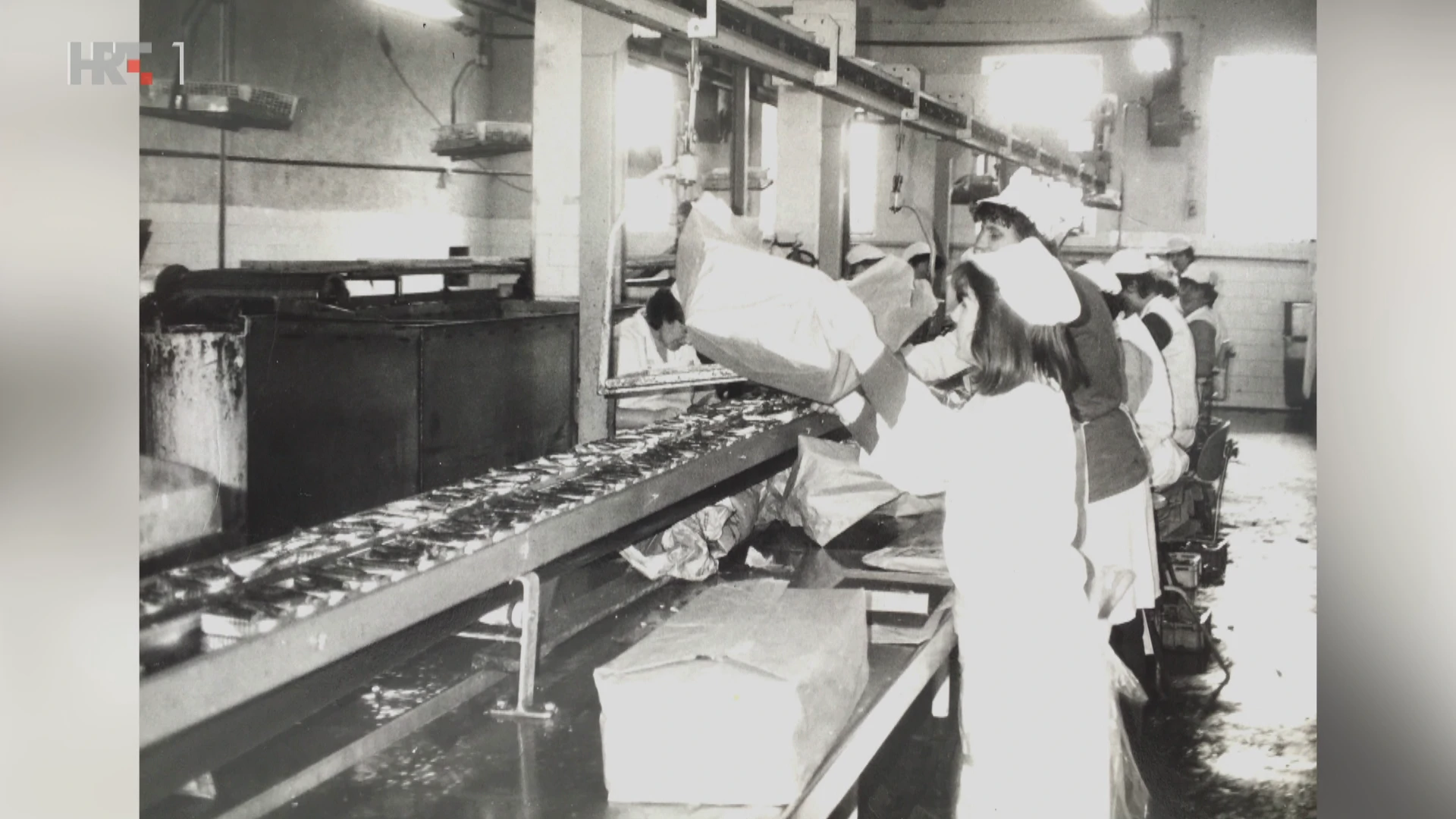 U creskoj tvornici najveći posao radile su žene: "Bile smo prljave ...