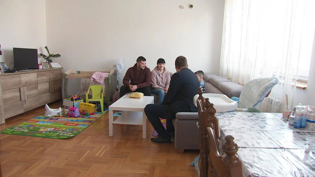 Manjinski mozaik: Dome moj - HRT