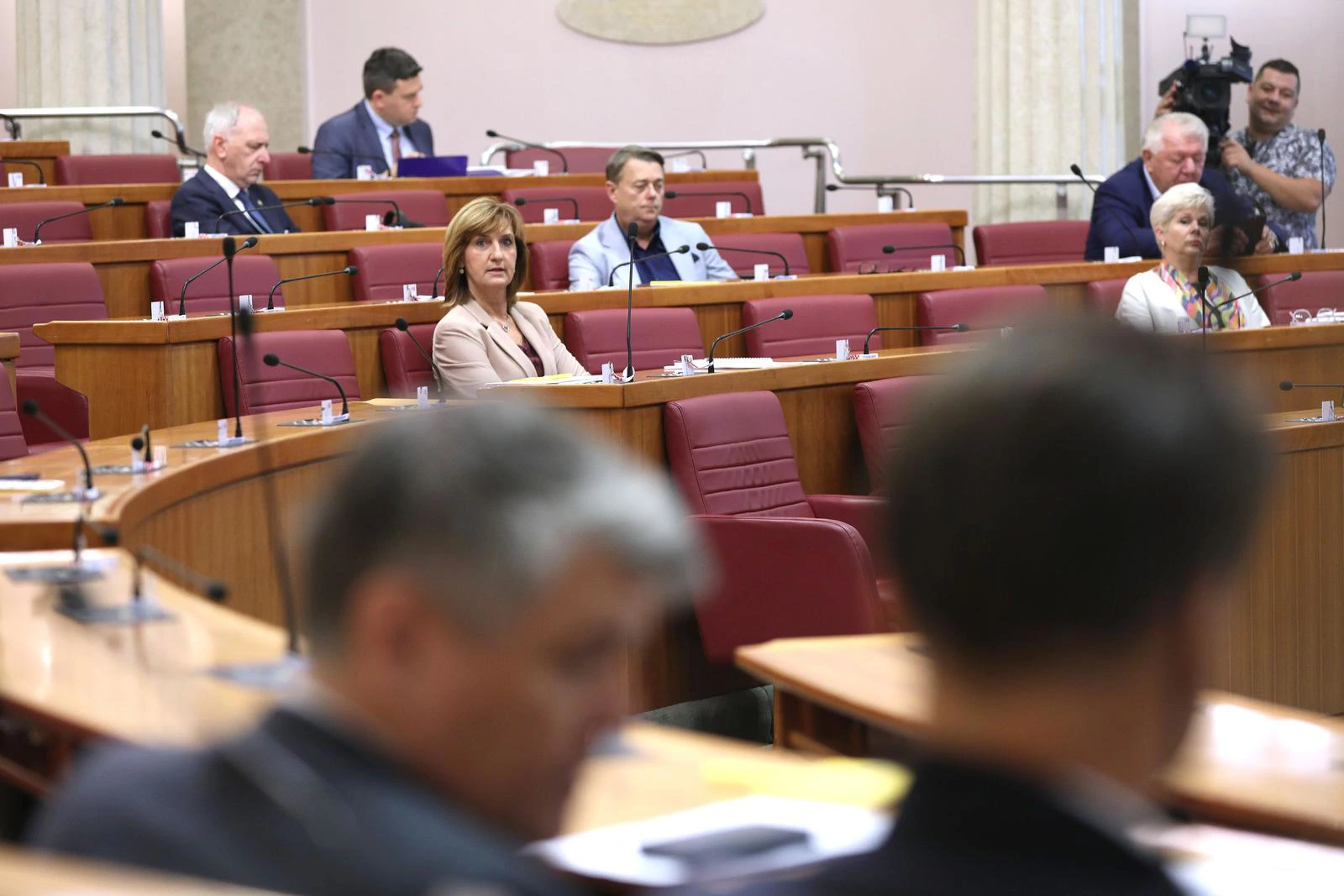 Lijevi dio oporbe i Most napustili sjednicu nezadovoljni vođenjem ...