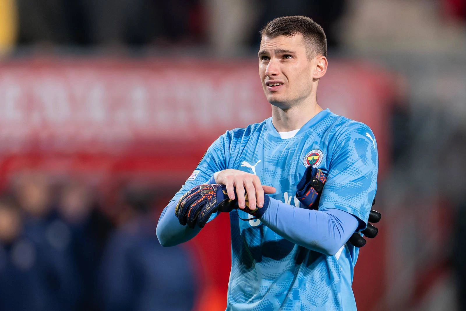 Dramatični derbi u Istanbulu - ozljeda Livakovića, Ba udario Džeku - HRT