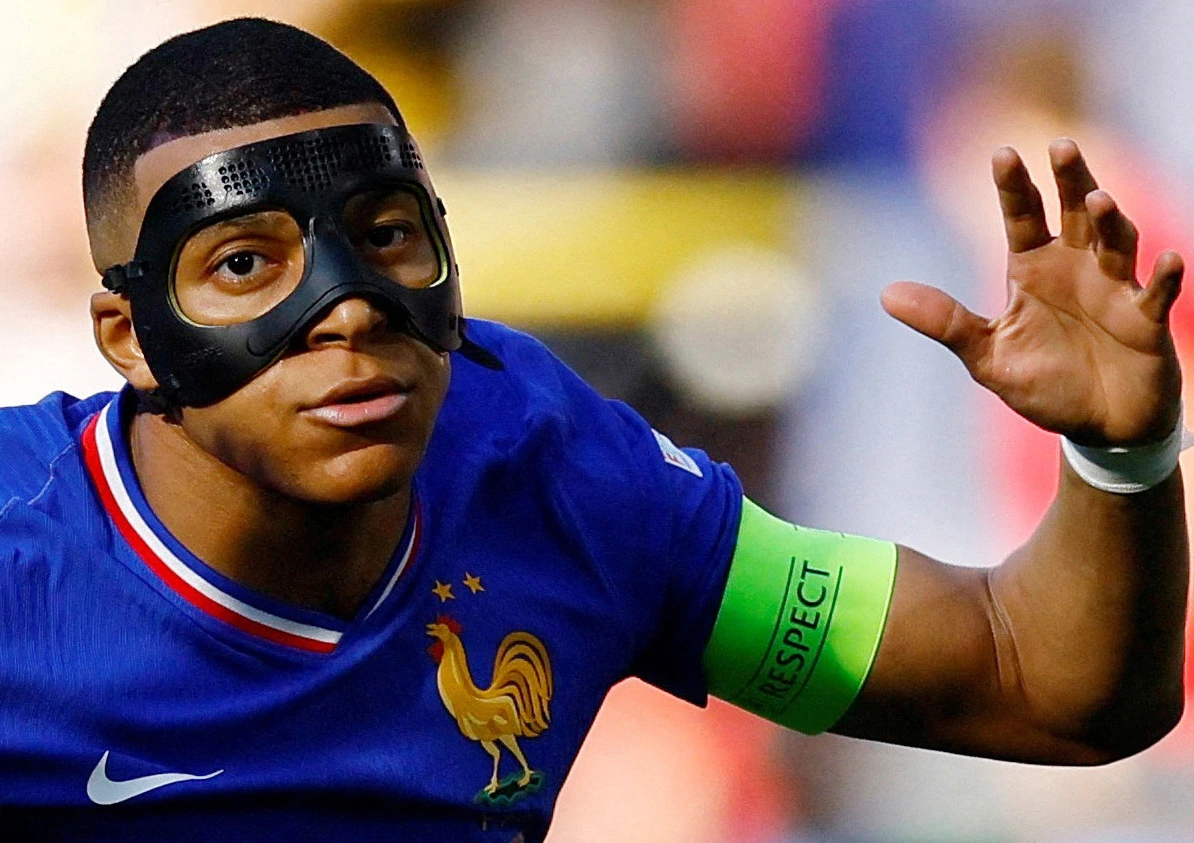 Mbappe: Igranje s maskom strašno je - HRT