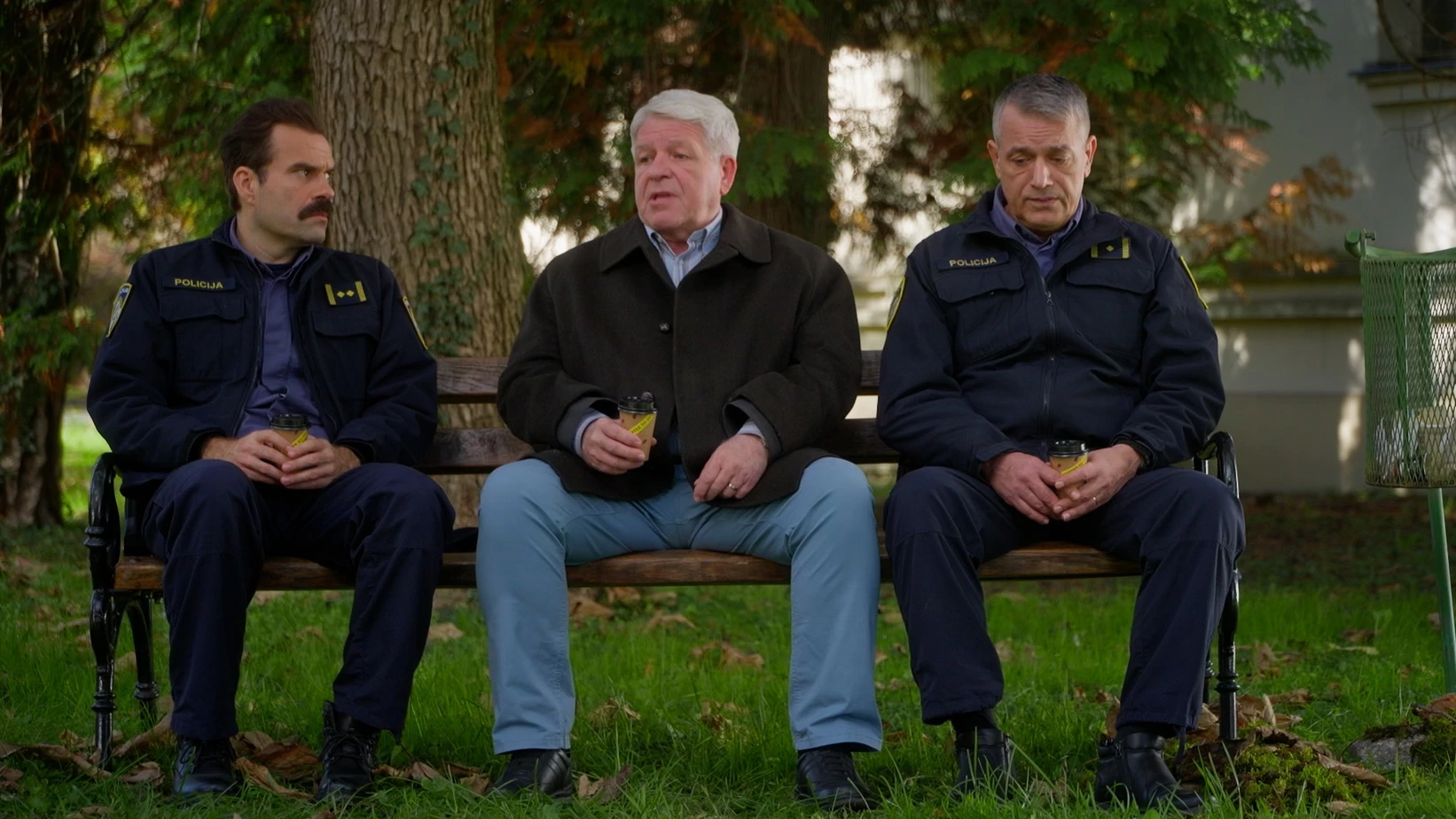 Oblak u službi zakona: Mala pomoć - HRT