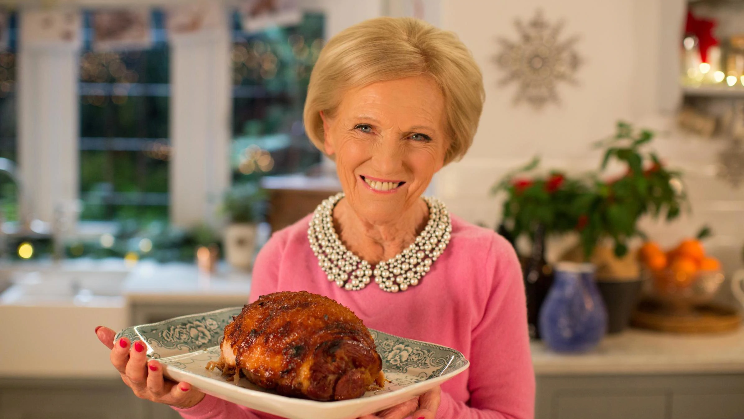 Božićna zabava Mary Berry - HRT