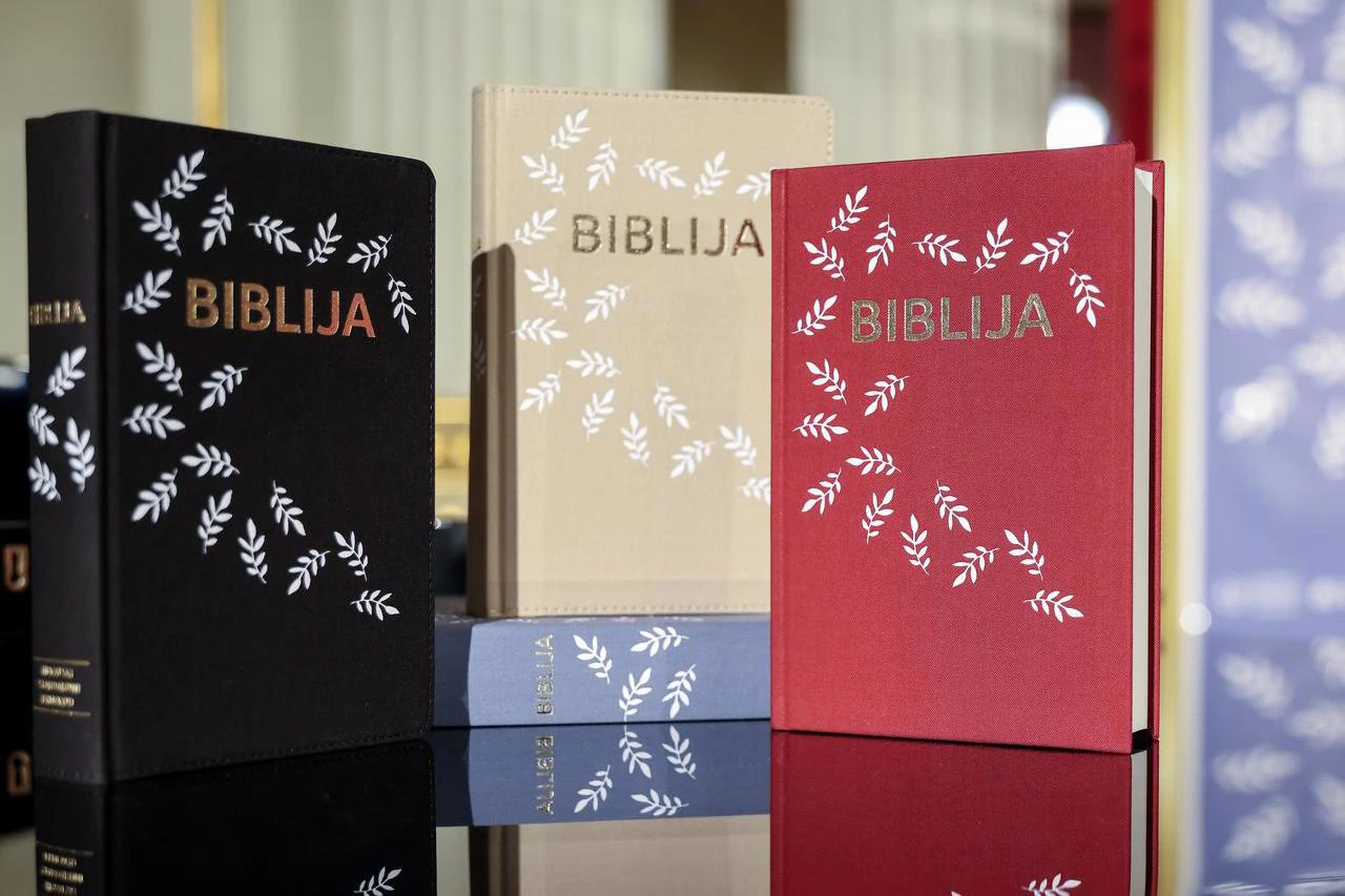 Predstavljen novi prijevod Biblije na hrvatski jezik, plod 20 godina ...