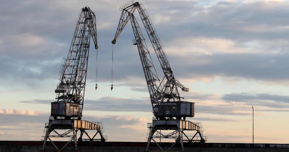 Riječke dizalice, stameni divovi, podsjećaju na neka davna vremena - HRT