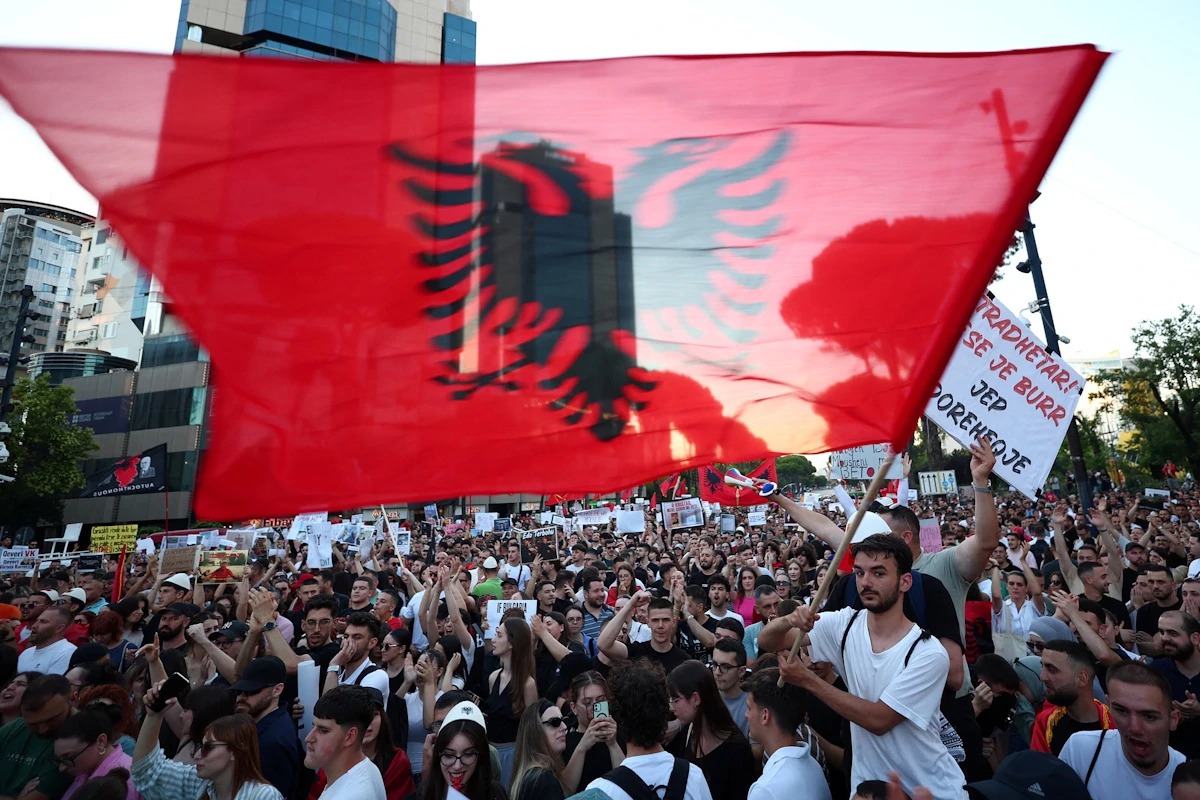 U Albaniji nastavak prosvjeda protiv resorta Jareda Kushnera i Ivanke ...