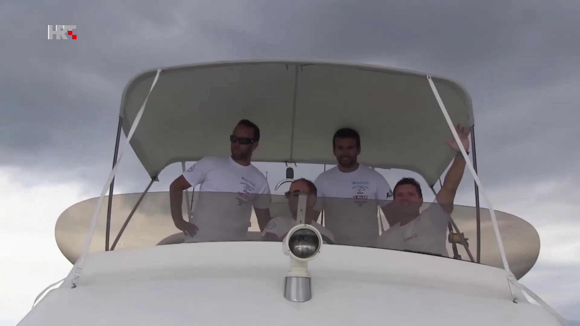 Dva brata iz Rijeke osmislila i pokrenula proizvodnju vlastitih ribarskih odijela - HRT