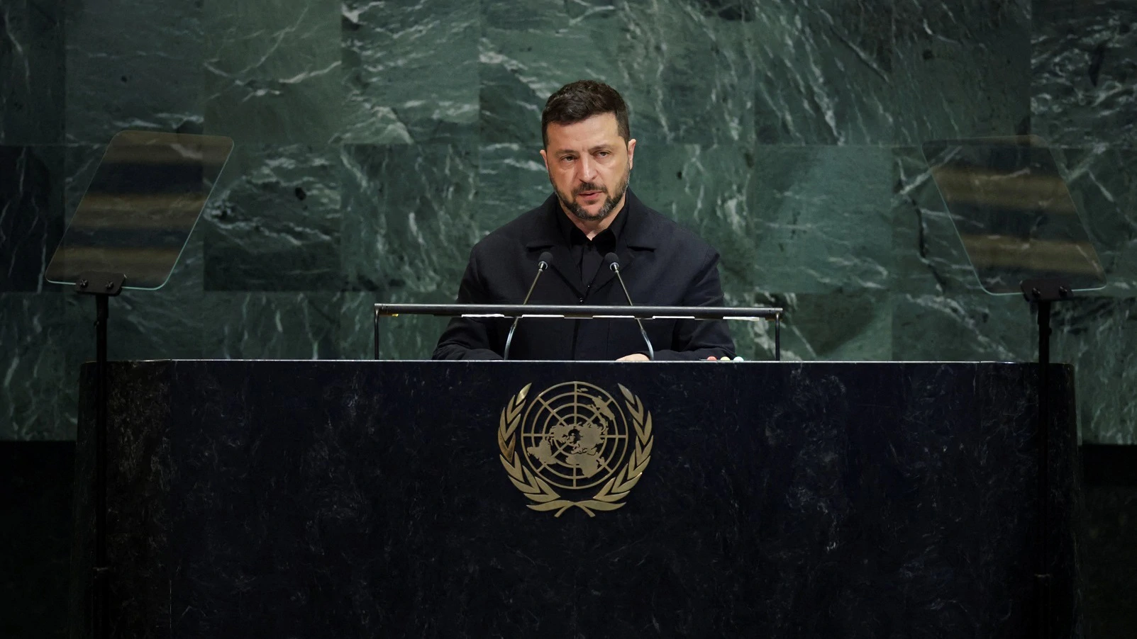 Zelenski nakon Trumpovog zaokreta: Bog ga je spasio, Putin će grabiti ...