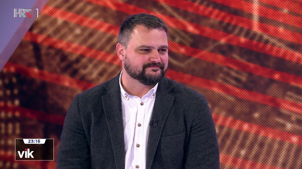Kristian Novak: Svaka moja opsesivna misao završi kao književni tekst - HRT