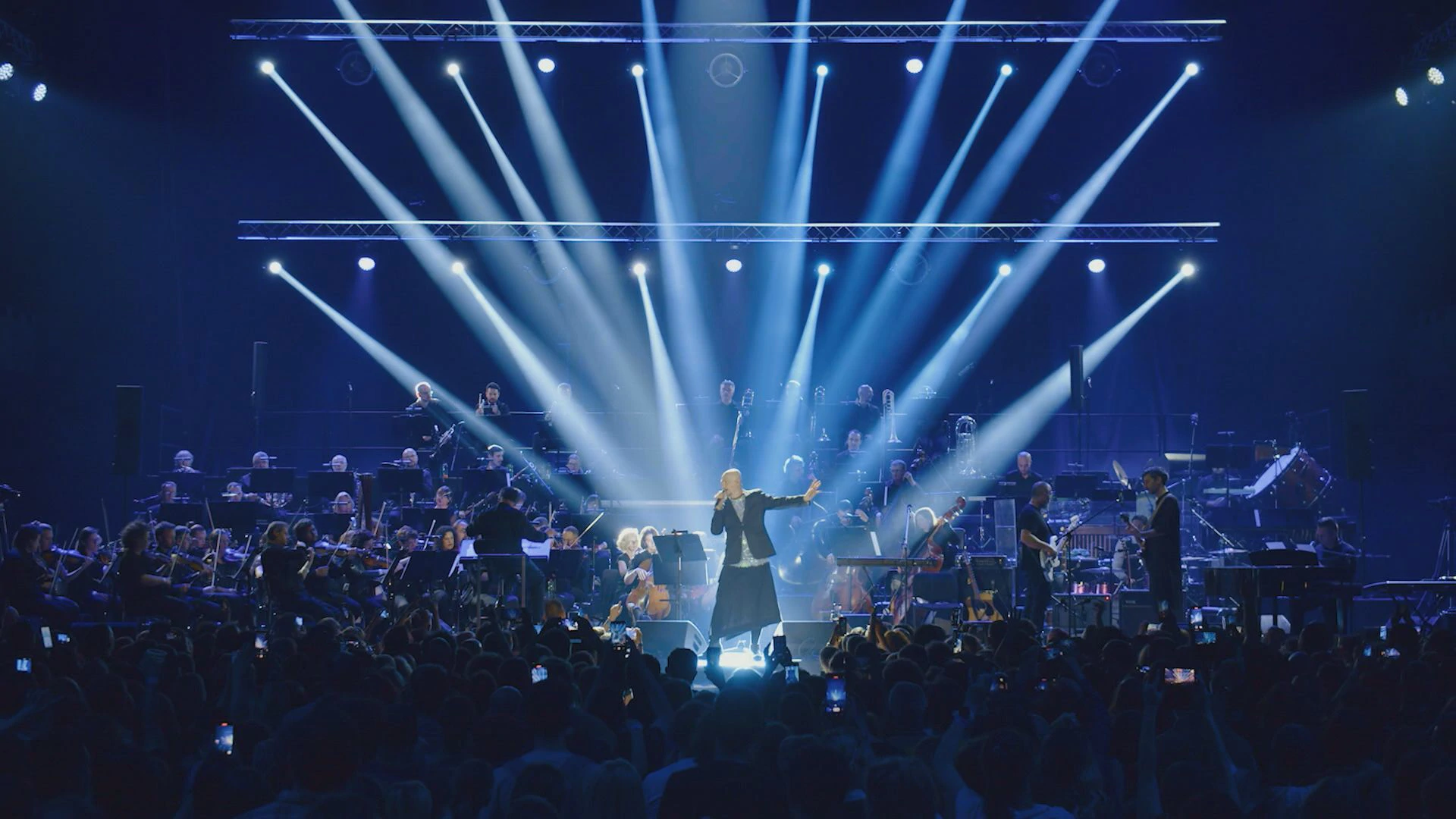 Urban & 4 i Simfonijski orkestar HRT-a, Arena Zagreb, 2023., 2. dio - HRT