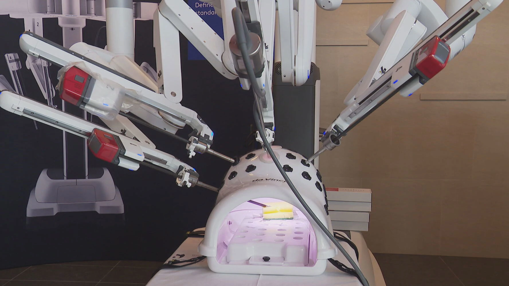 "Robotski sustavi Hugo i Da Vinci izvrsni na području urologije" - HRT