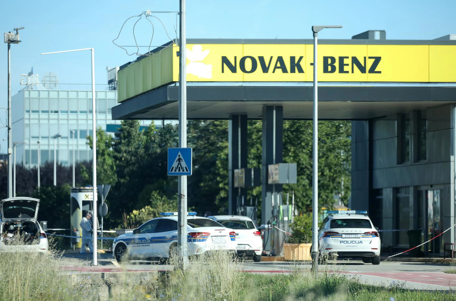 Raznesen bankomat na benzinskoj postaji u Novom Zagrebu - HRT