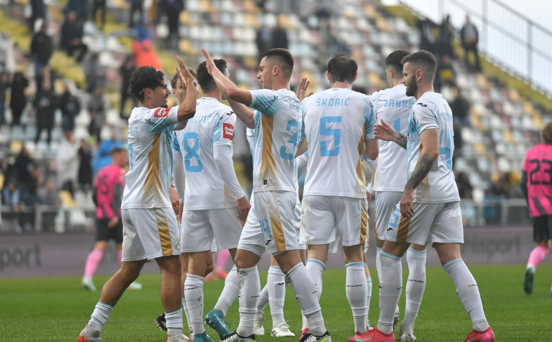 Uvjerljiva pobjeda Rijeke nad Lokomotivom - HRT