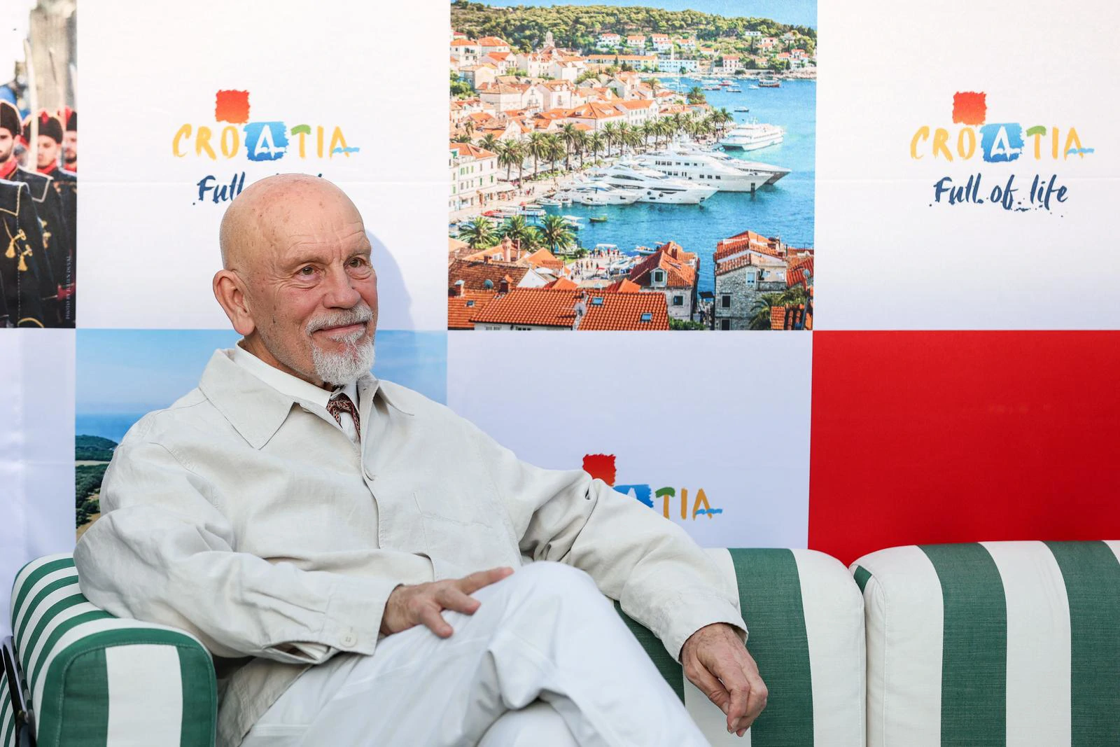 John Malkovich u promospotu HTZ-a: Nevjerojatno je koliko je Hrvatska ...