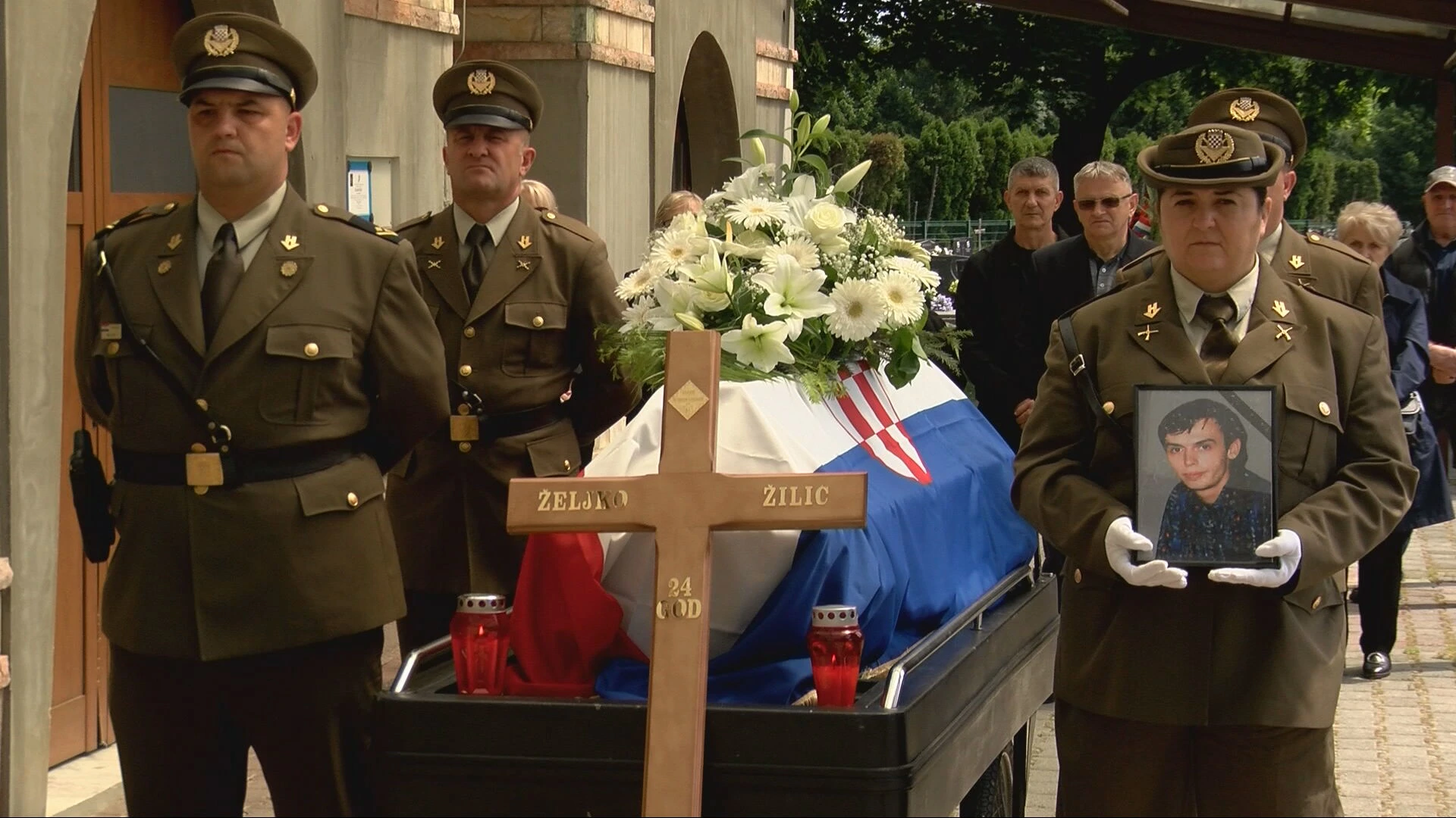 Posljednji ispraćaj hrvatskog branitelja Željka Žilića - HRT