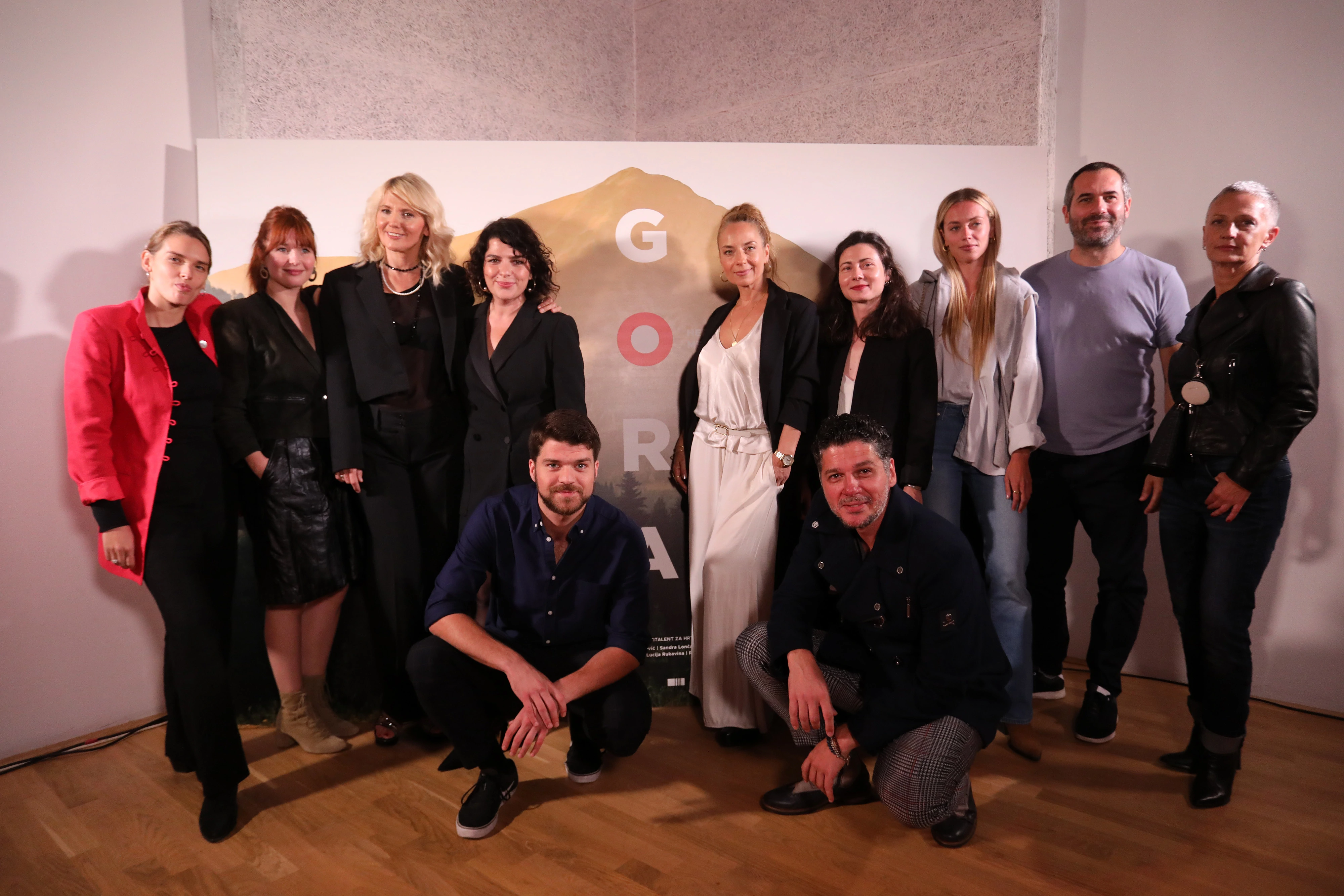 “Gora” premijerno u ispunjenoj dvorani društvenog doma u Lokvama - HRT