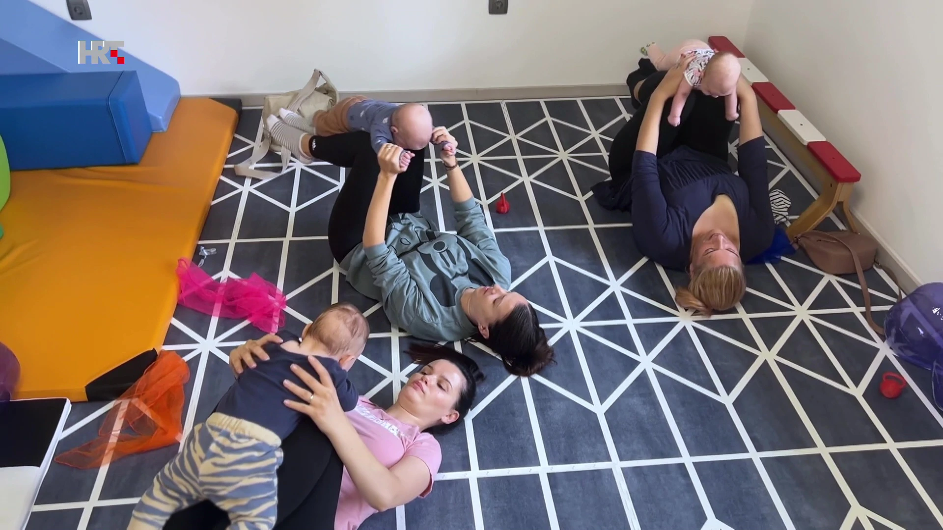 Tjelovježbe za bebe pomažu u njihovoj motorici - HRT