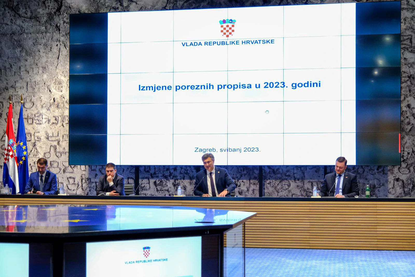 Koliko će nakon porezne reforme stvarno rasti plaća? - HRT