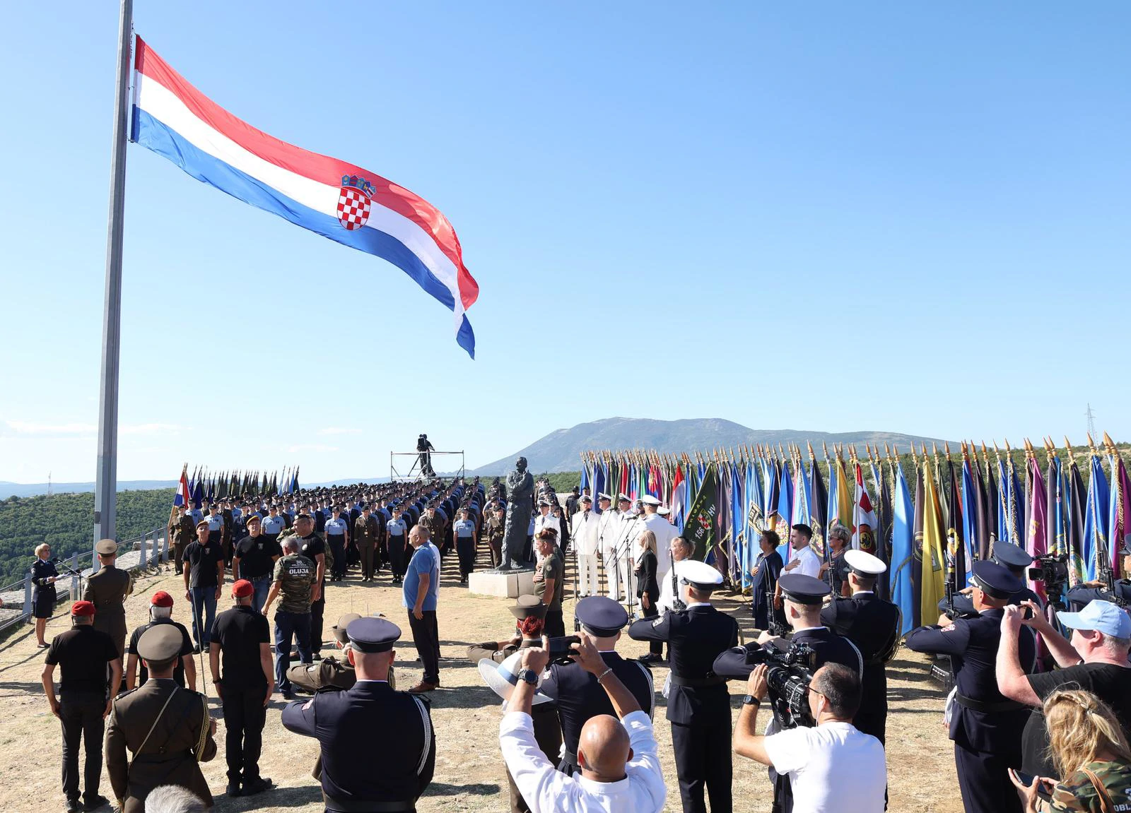 HRT: Croatia celebrates victory in the Homeland War (Photo gallery)