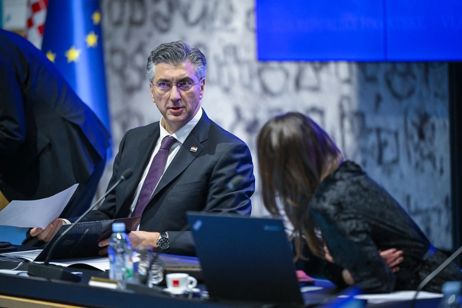 HRT: Prime Minister responds to President's criticism