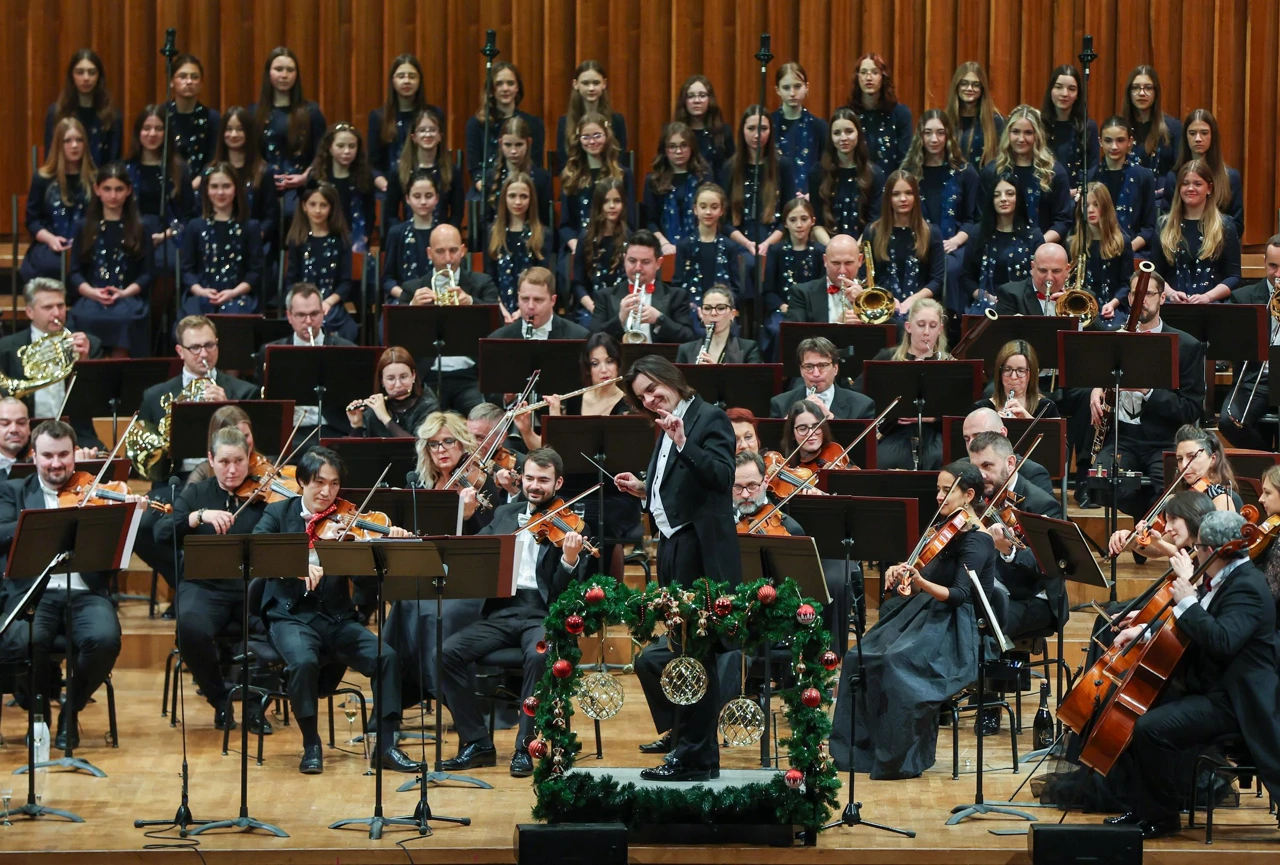 Filharmonijski bal - Zagrebačka filharmonija pod ravnanjem Dawida ...