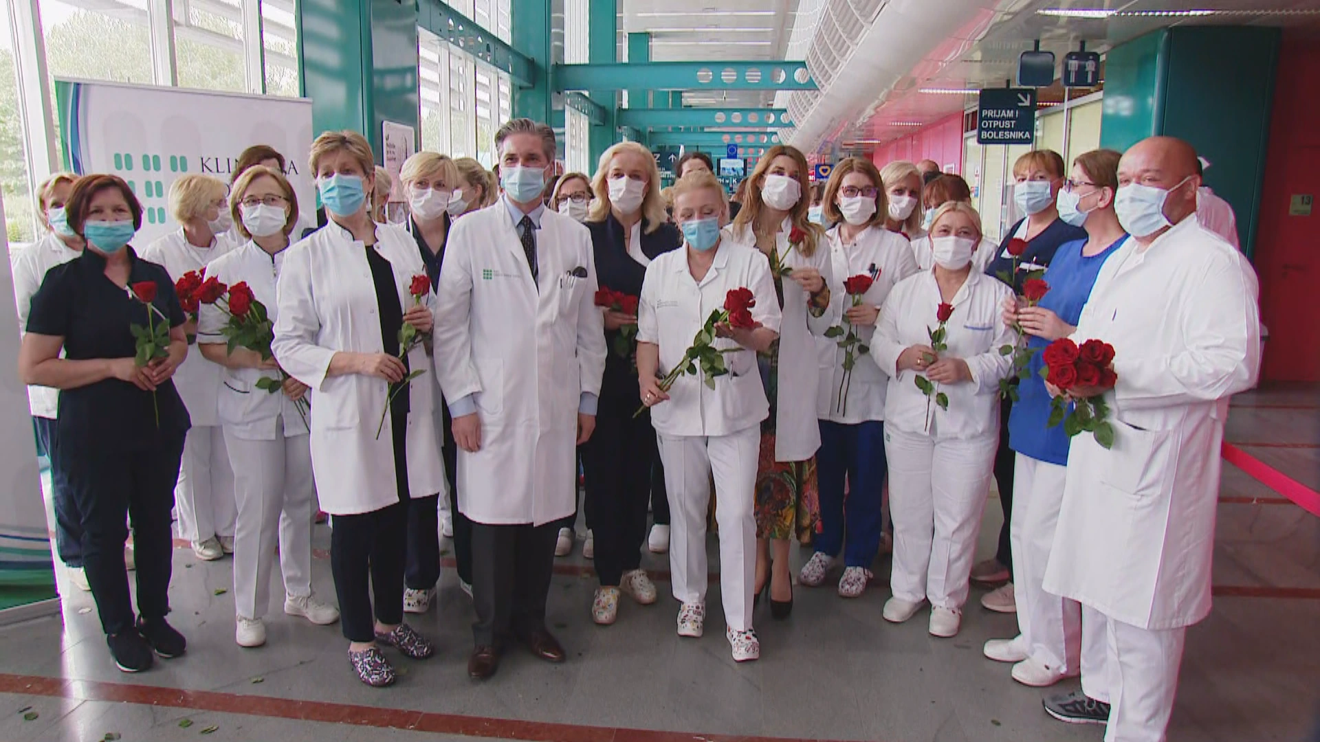 Ruže za medicinske sestre i tehničare KBC Dubrava - HRT