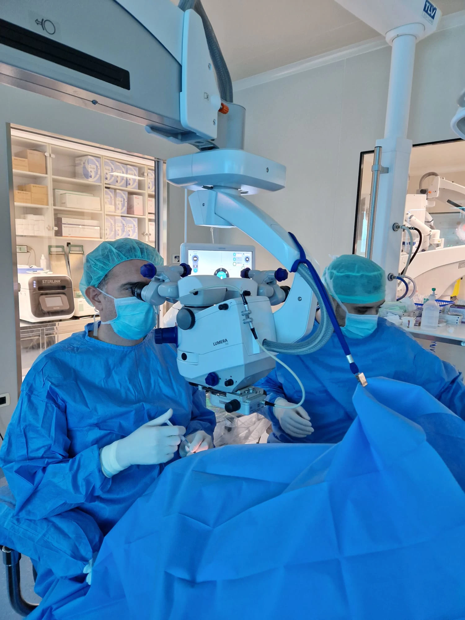 Sinergija ili kompeticija javnoga i privatnoga - HRT