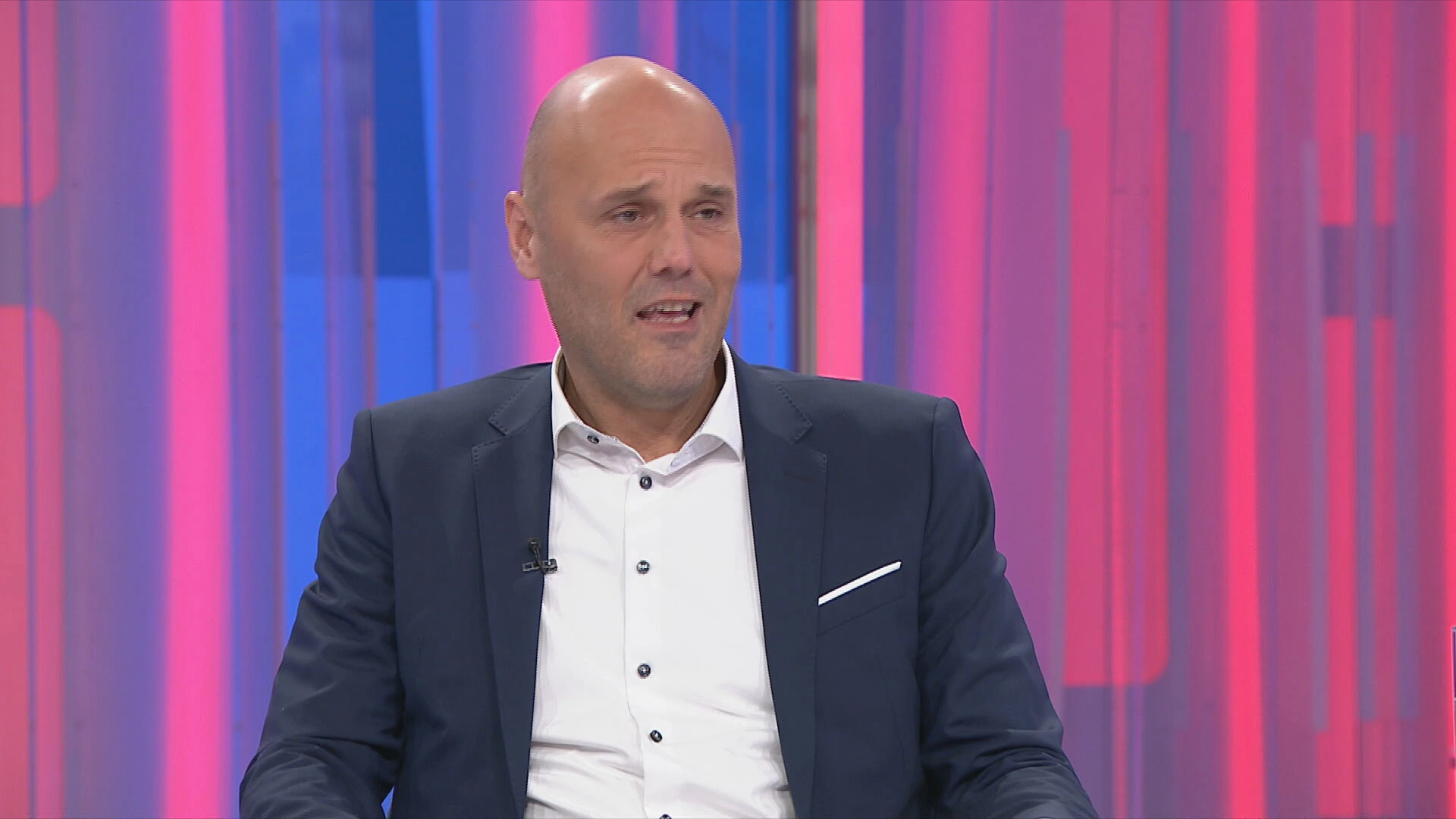 Ćosić: Ignorirati umjetnu inteligenciju je loš put - HRT