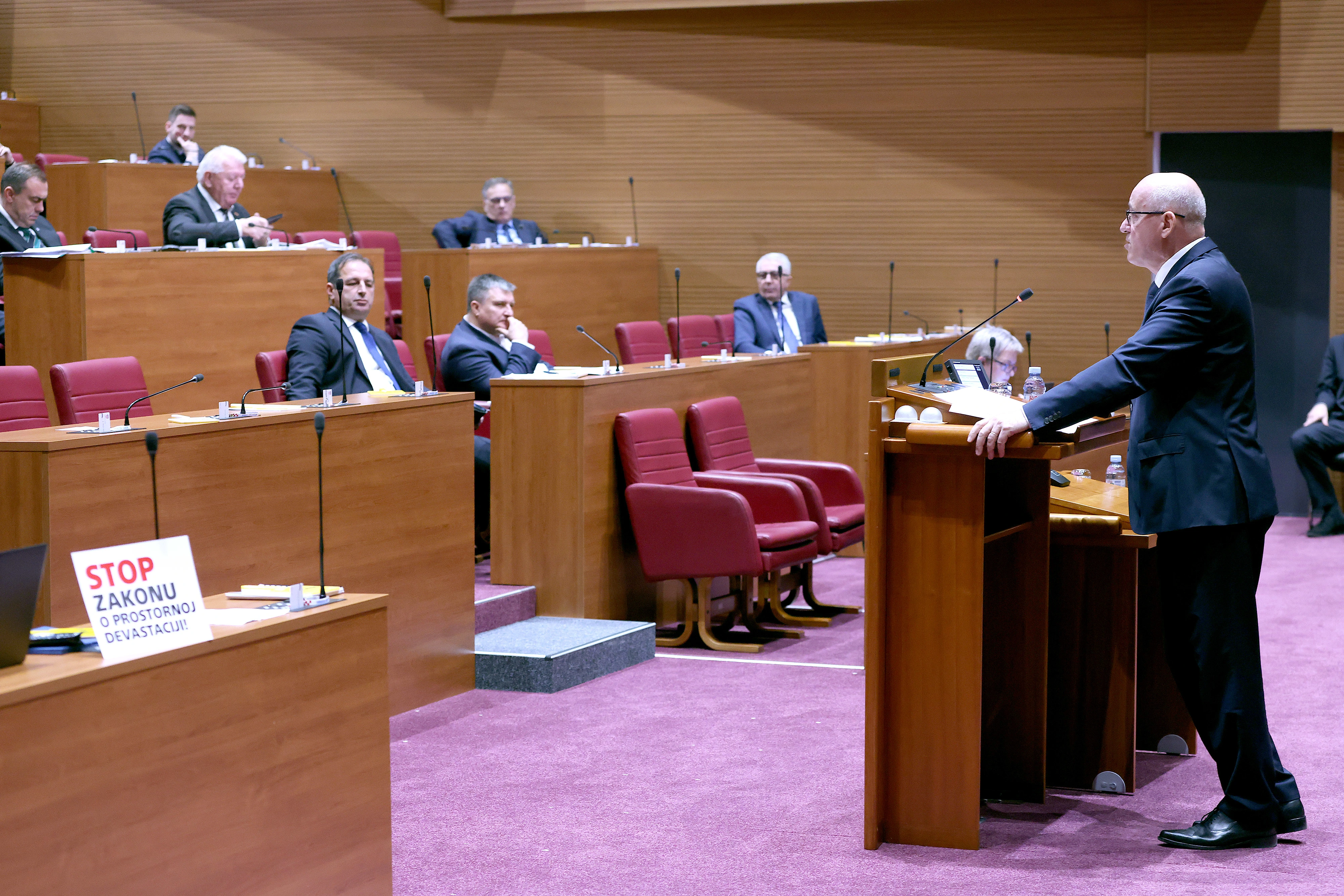 HRT: Parlamento debate ley de Ordenamiento Territorial y Construcción