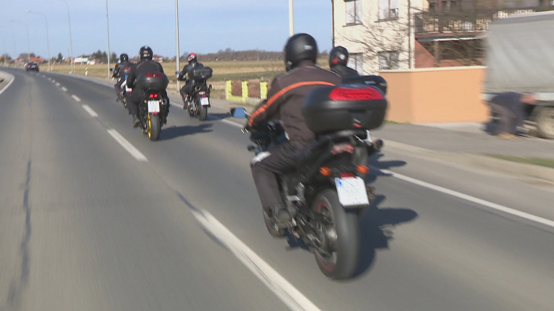 Svaki treći poginuli na hrvatskim cestama bio na motociklu ili mopedu - HRT