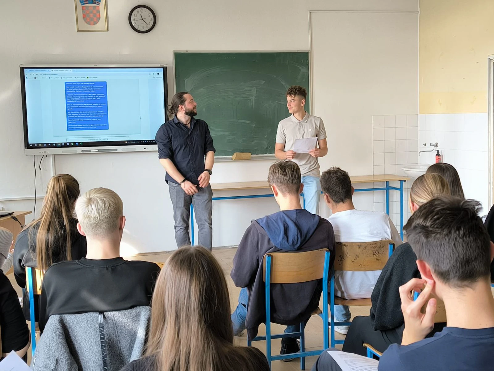 Kako izgleda simulacija Europskog parlamenta u školskim klupama? - HRT