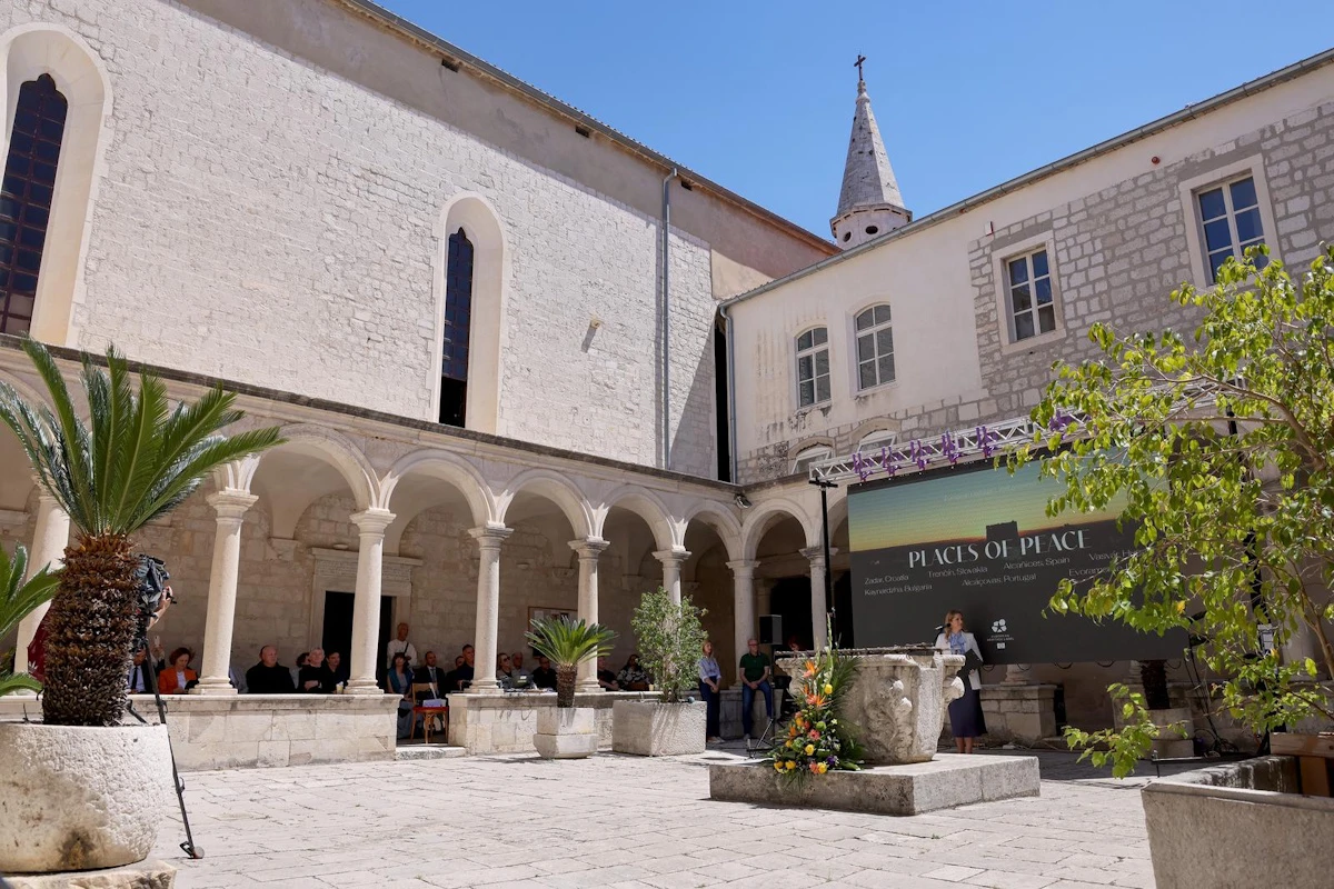 U Samostanu sv. Frane otkrivena ploča europske Oznake za baštinu - HRT