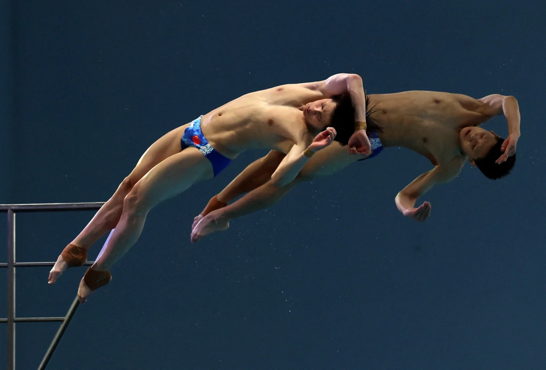 Kinezi najbolji u sinkroniziranim skokovima s platforme - HRT