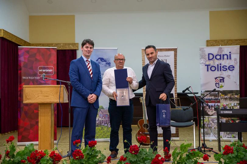 HRT: Dodijeljena književna nagrada "Fra Martin Nedić"