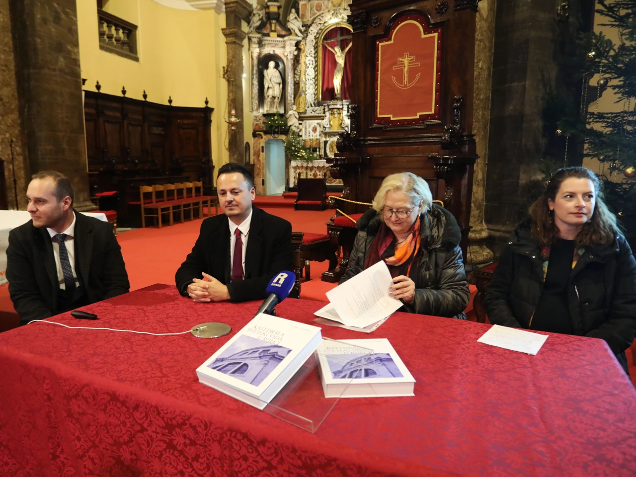 Što do sada nismo znali o riječkoj katedrali? - HRT