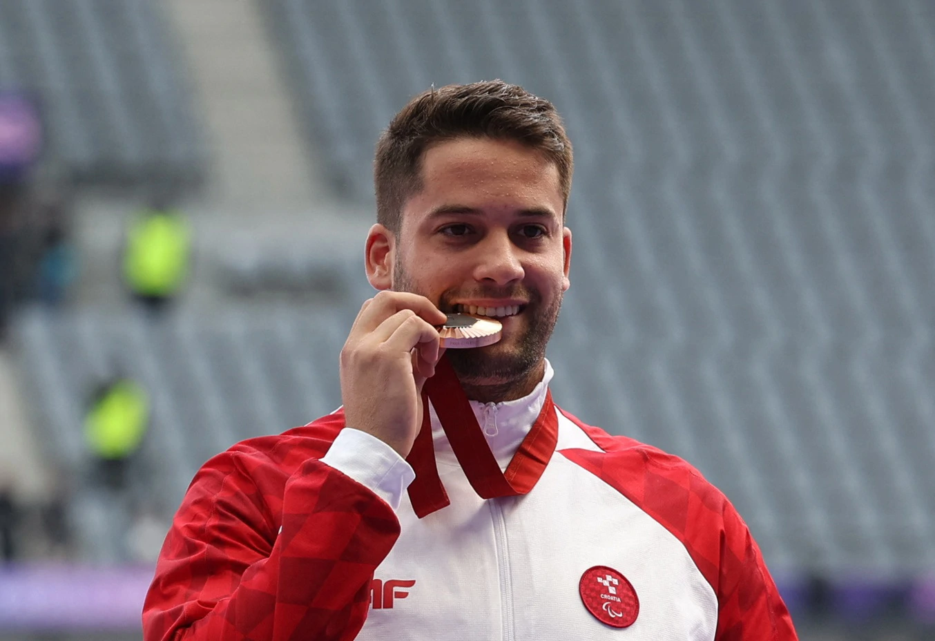 Prva medalja za Hrvatsku u Parizu, Luka Baković osvojio broncu! - HRT