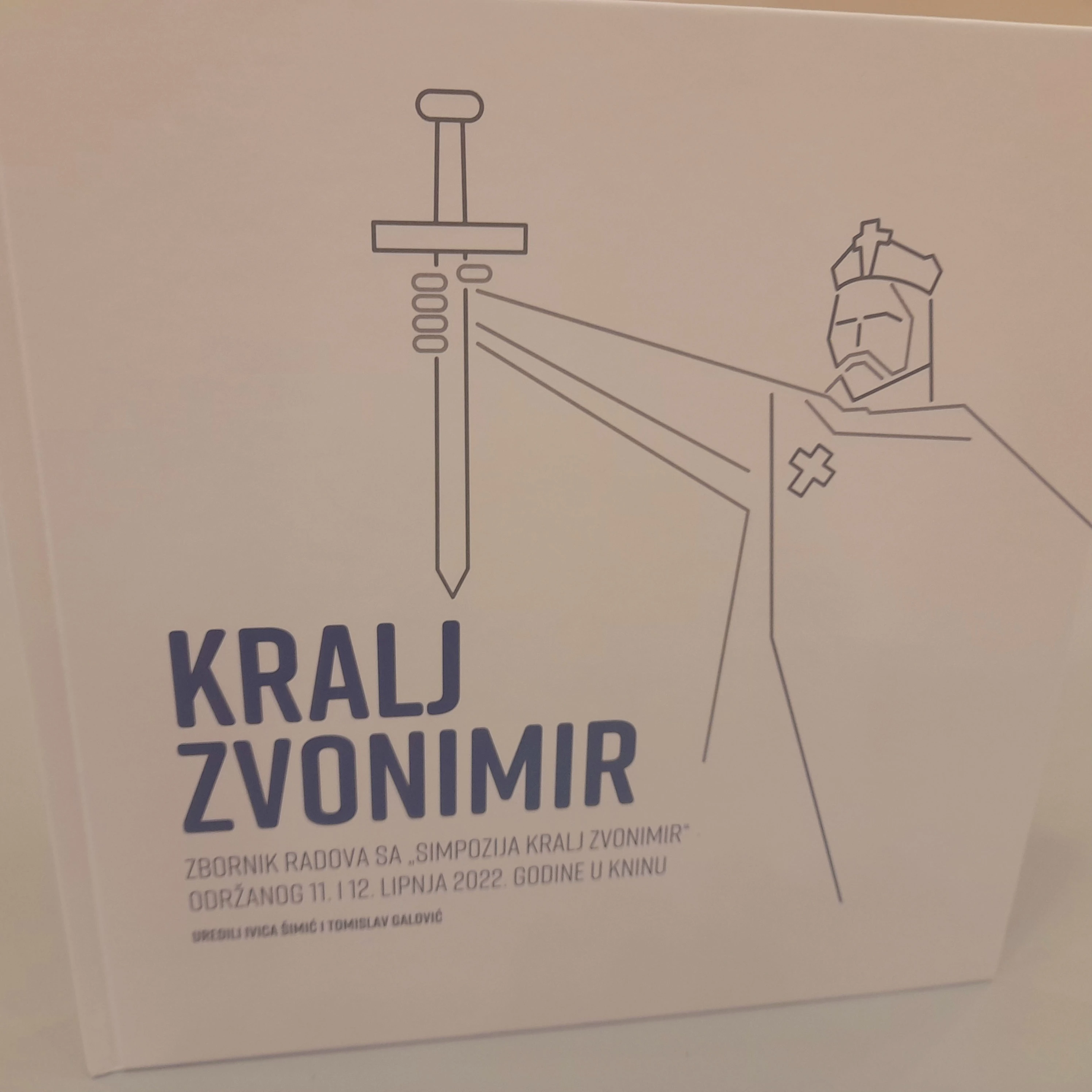 U Kninu predstavljen zbornik Kralj Zvonimir - HRT