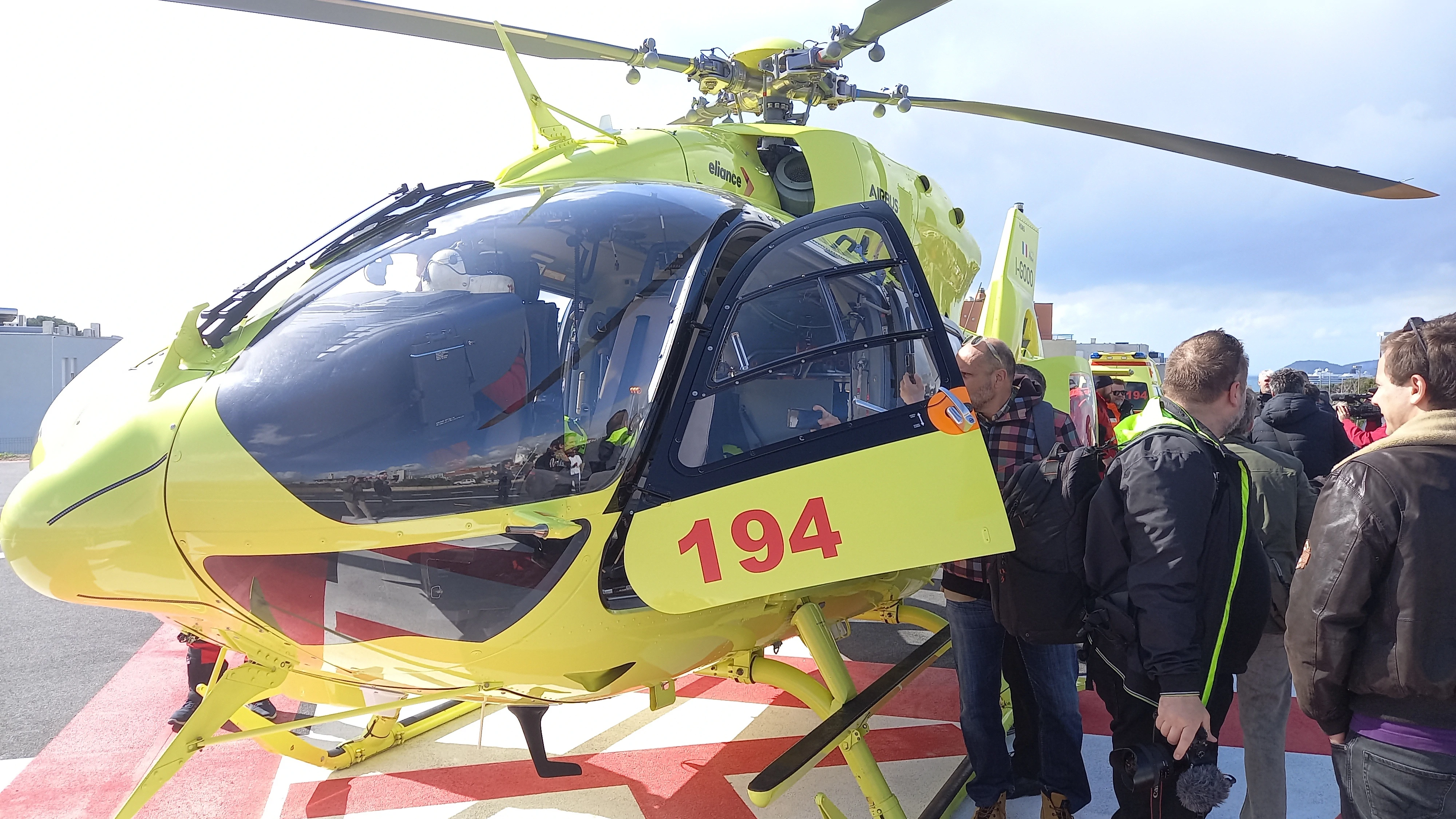 Početak rada HEMS-a, ministar zdravstva Vili Beroš sletio na obnovljeni ...