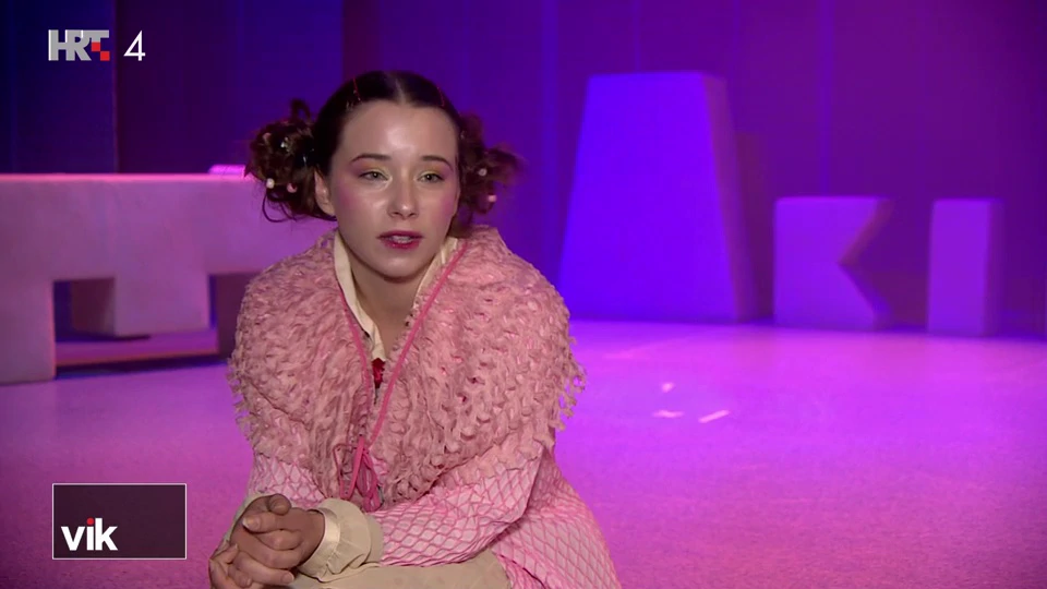 Neobični svijet u kojem živi jedna pametna, ali i sasvim drugačija ...