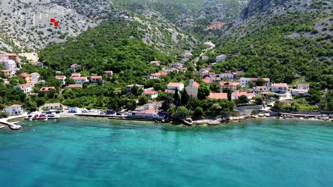 Selo podno Velebita čiji stalni stanovnici stanu u jednu kuću - HRT