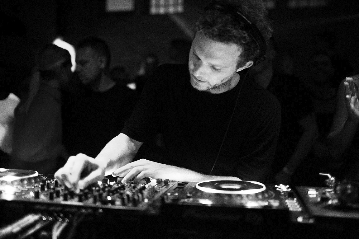 Francuski majstor Traumer na partiju u zagrebačkom Aquariusu - HRT